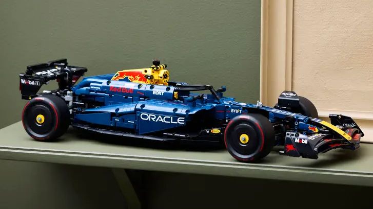 LEGO Formule 1-auto Max Verstappen koop je nu met fikse korting