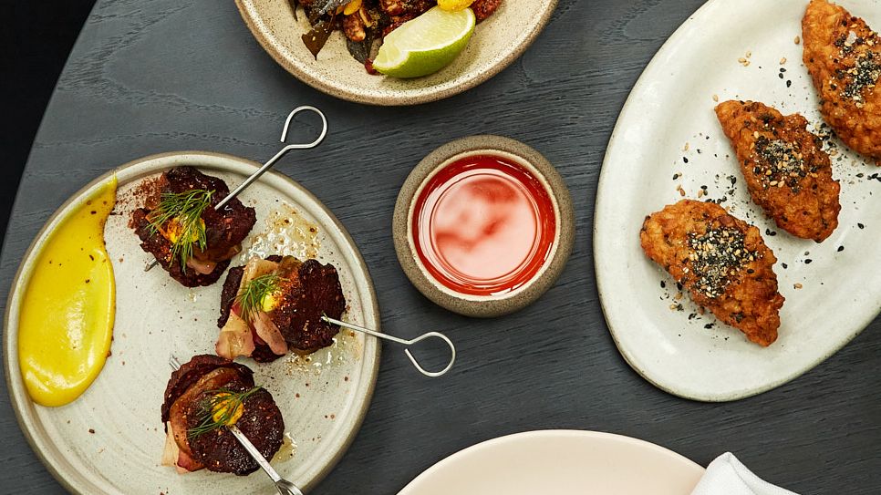 Ottolenghi Amsterdam is het restaurant uit je droom, boeken kan nu